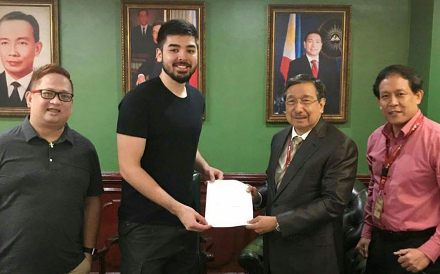 Andre Paras to stay with AMA Online in next D-League season after ...