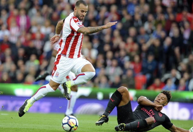 Just three days after loan move, Jese scores to power Stoke past ...