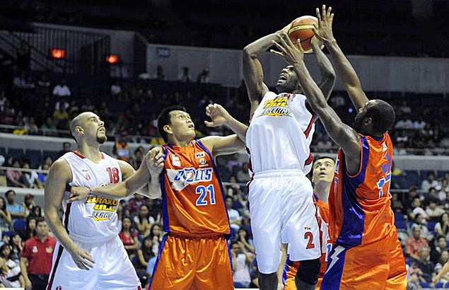 Barako Bull forces three-team playoff for final semis spot