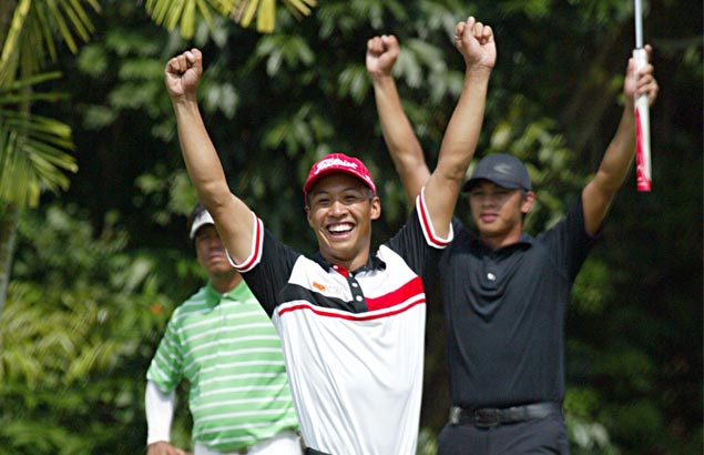 Santos-Ocampo survives 3-man playoff for maiden tour title