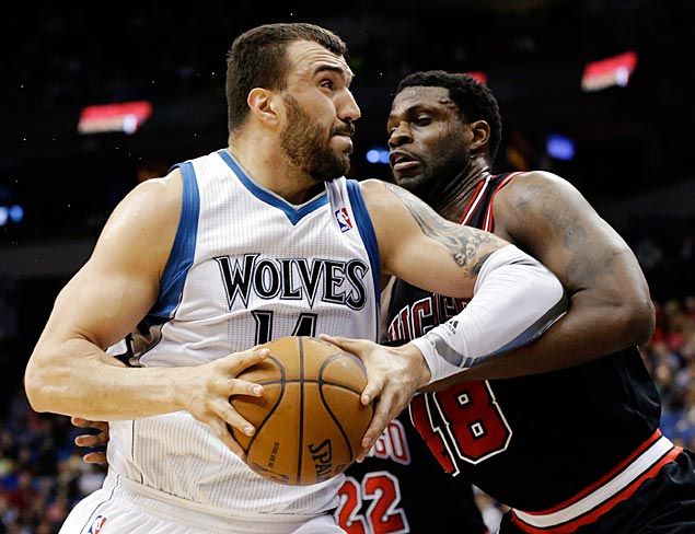 Pekovic, Wolves agree on five-year, $60M deal