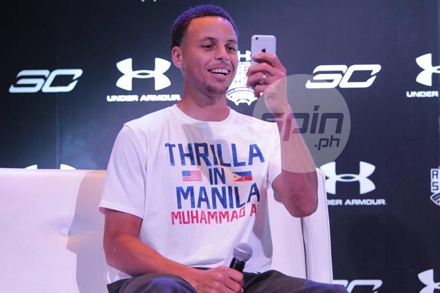 PHOTO GALLERY Stephen Curry thrills Filipino fans in Roadshow Manila