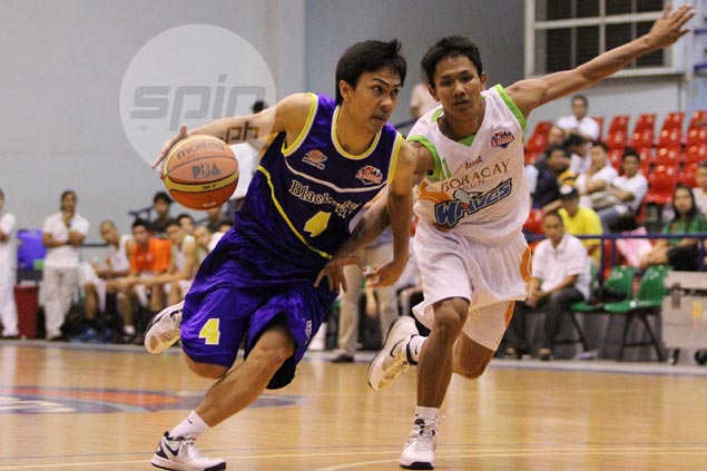 Focus on Mangahas as Elite take on Bakers