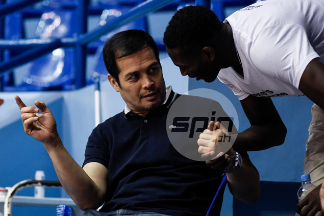 Alvin Patrimonio imparts knowledge to Matthew Aquino, other NU bigs in ...