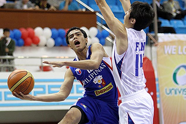 Former national player and UP Maroon Suarez set to join UST Tigers